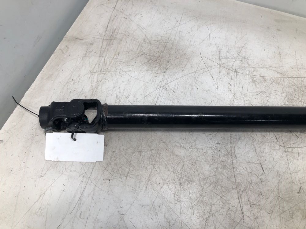 International Steering Shaft - Frontier Truck Parts