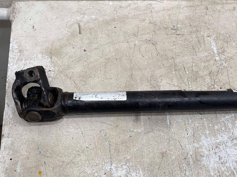 Volvo VNL Steering Shaft - Frontier Truck Parts