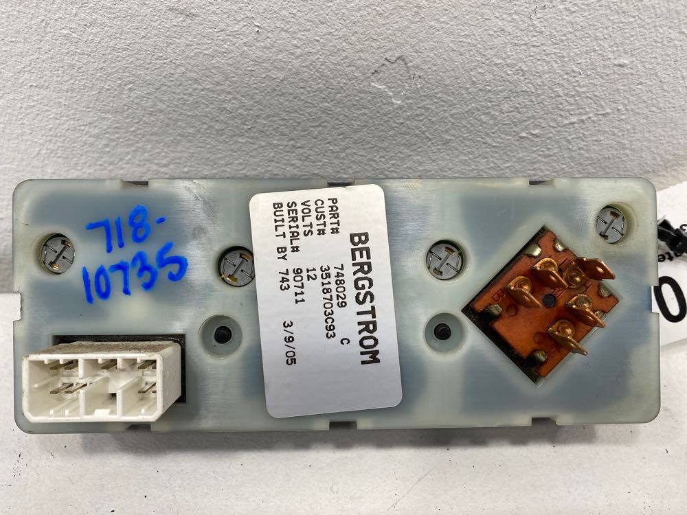 International 9200i Climate Control - Frontier Truck Parts