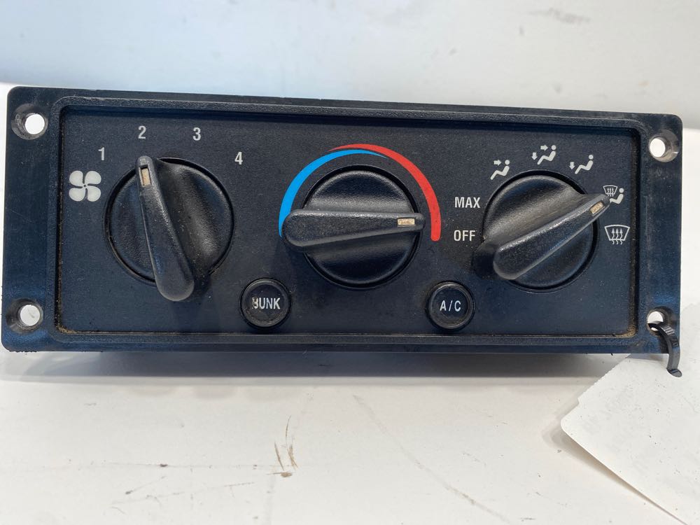 International 9400i Climate Control - Frontier Truck Parts