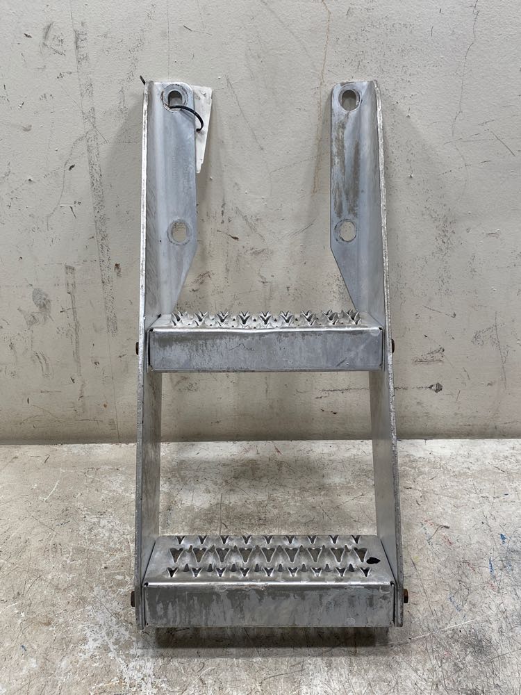 Peterbilt 365 Frame Step - Frontier Truck Parts
