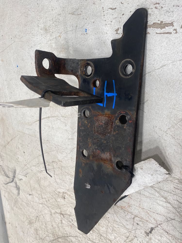 International 4400 Bumper Brackets - Frontier Truck Parts