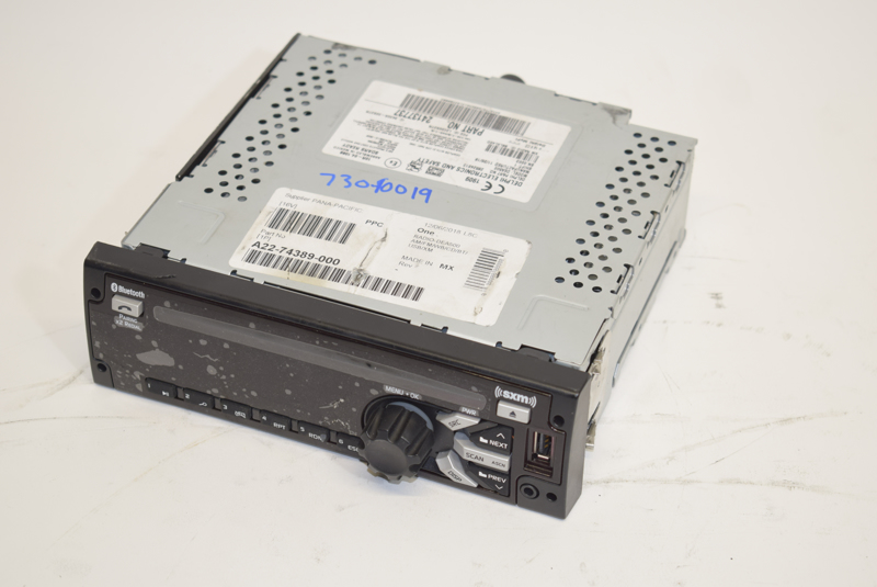 Freightliner Radio - Frontier Truck Parts