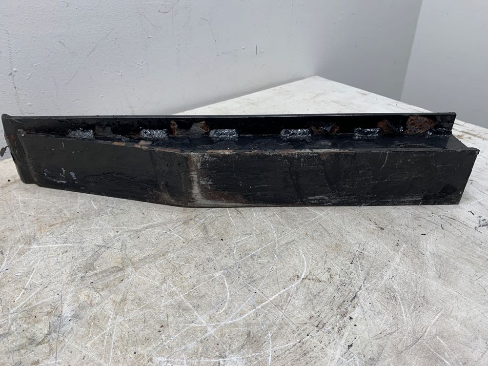 Universal Fifth Wheel Frame Ramp - Frontier Truck Parts