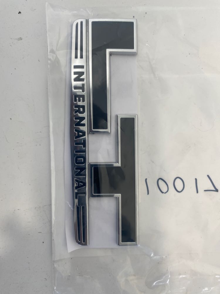 International LT Hood Emblem - Frontier Truck Parts