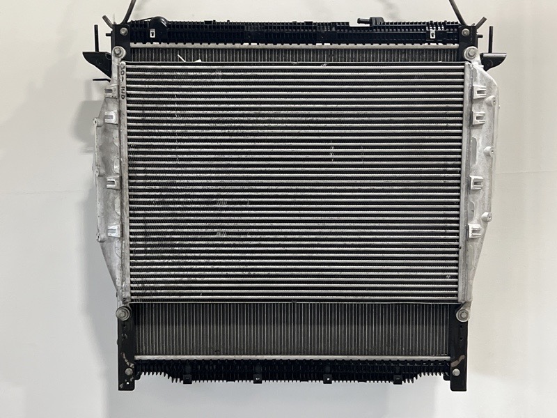 Freightliner Cascadia Radiator - Frontier Truck Parts